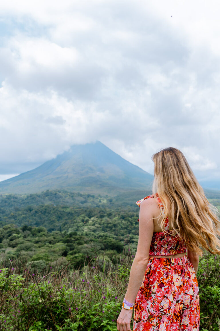Essential Costa Rica Packing List (With FREE Printable) - Find Love and ...
