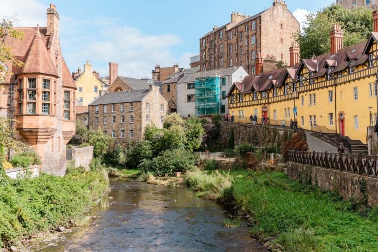 Scotland Travel Guide - Find Love and Travel