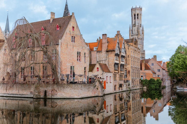 Perfect 3 Days in Bruges Itinerary: Weekend Guide - Find Love and Travel