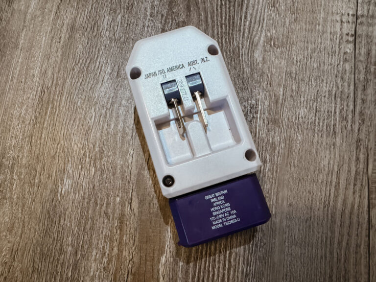 Ultimate Thailand Packing Guide (Plus FREE Checklist) - Find Love and ...